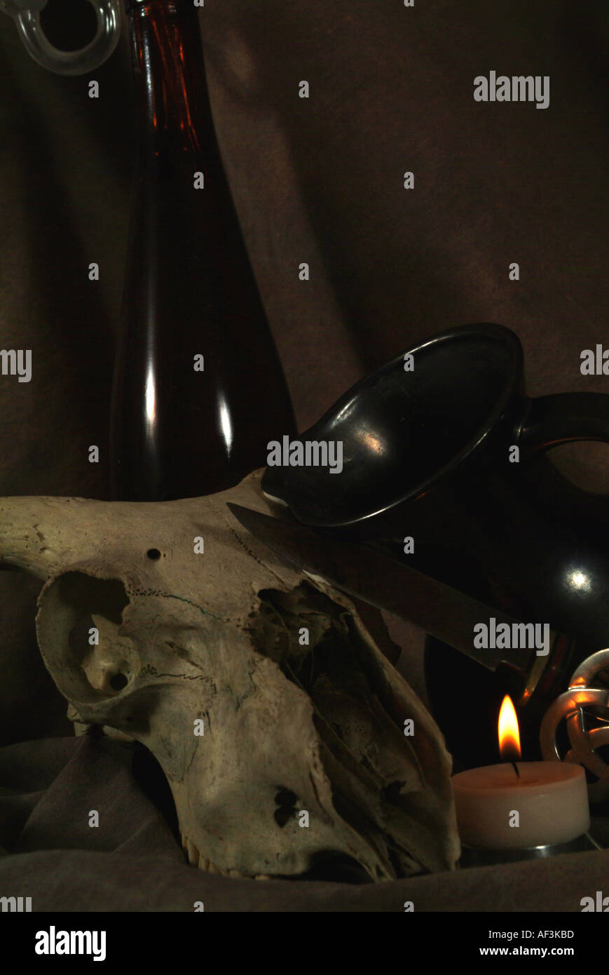 Macbeth skull hi-res stock photography and images - Alamy