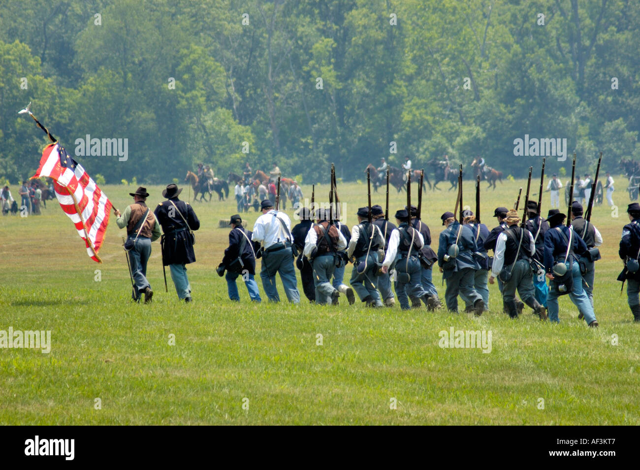 Reenactment of American Civil War battle Stock Photo - Alamy