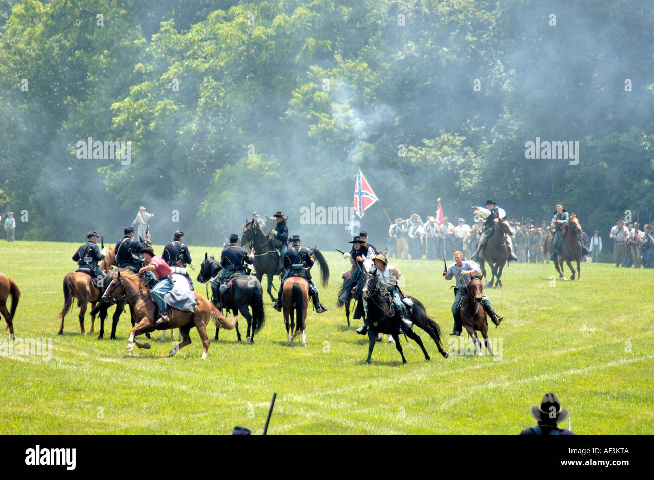 American civil war union soldiers raid hi-res stock photography and ...