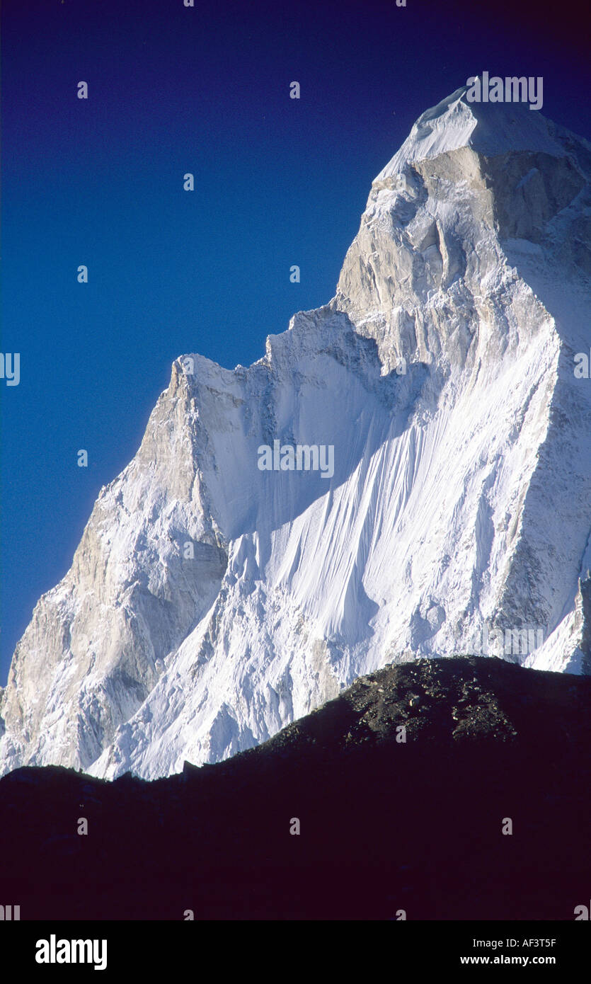 Shivling himalaya hi-res stock photography and images - Alamy