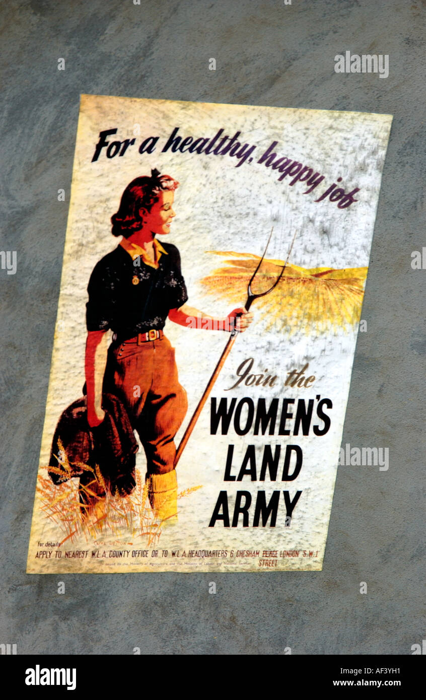 Land girl ww2 hi-res stock photography and images - Alamy
