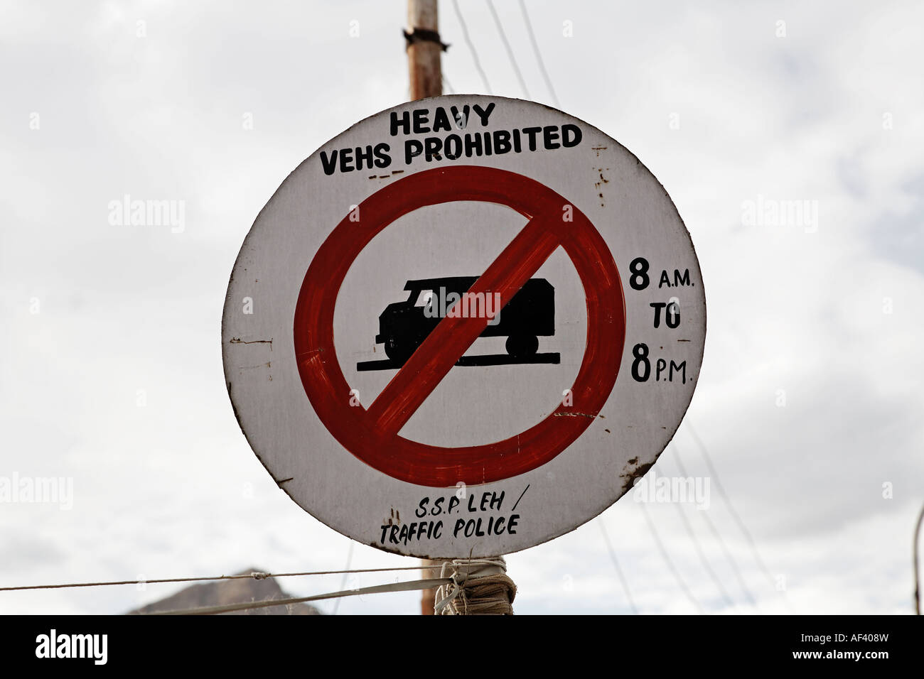 Traffic sign tibet hi-res stock photography and images - Alamy