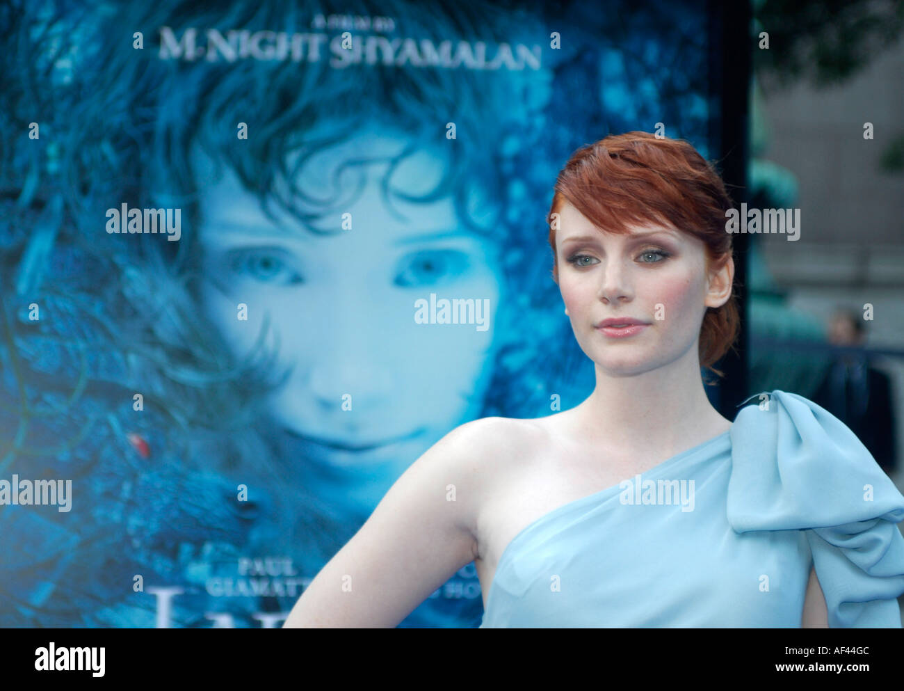 Lady In The Water 2006 Bryce Dallas Howard Stock Photos & Lady In The ...
