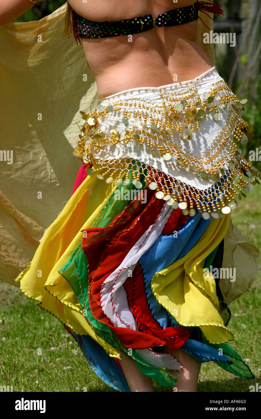 Belly dance traditional costumes hi-res stock photography and images ...