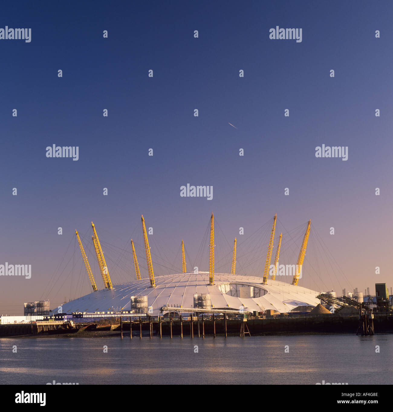 02 dome hi-res stock photography and images - Alamy