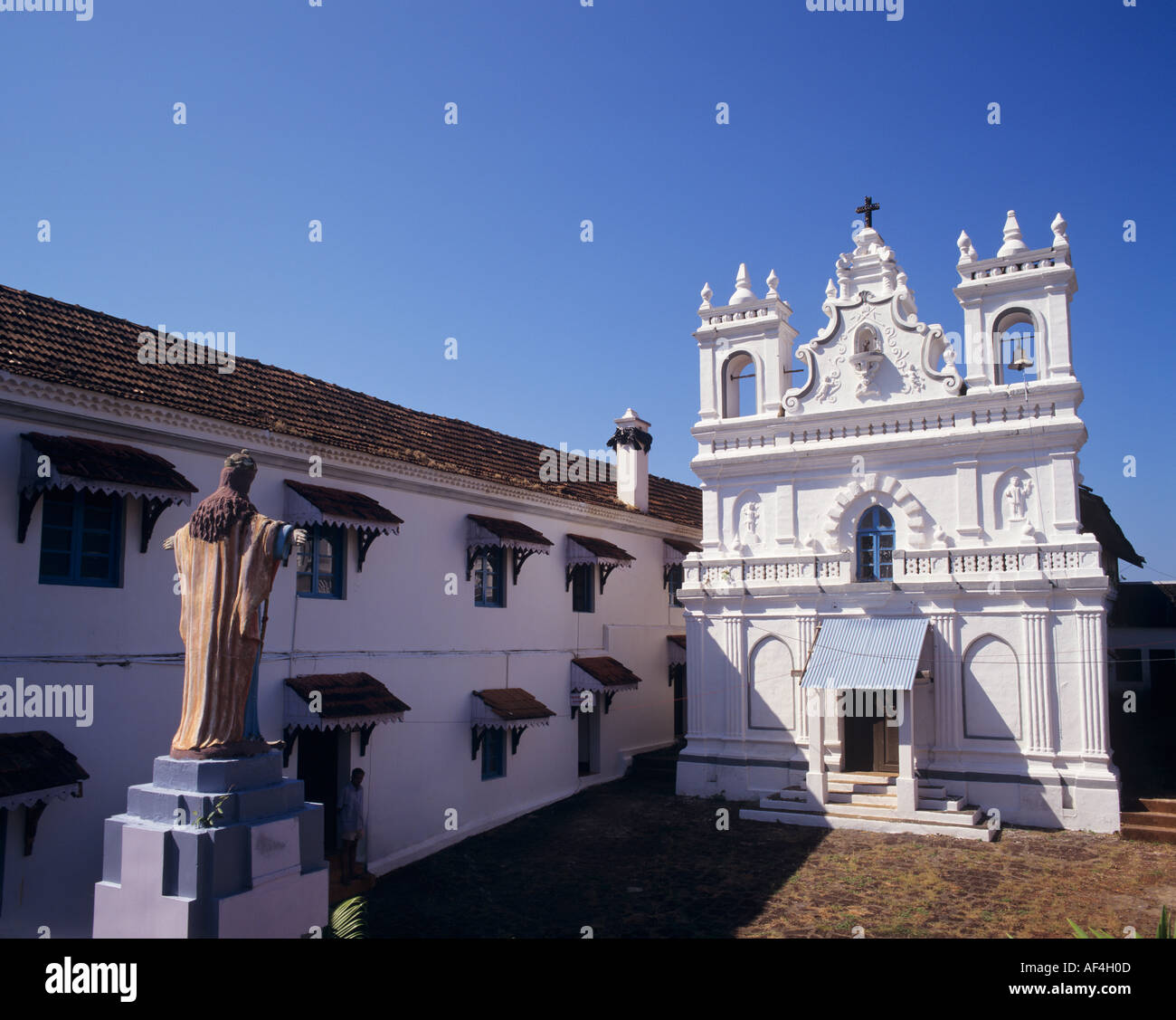 Terekhol Fort and Chapel Goa India Stock Photo - Alamy