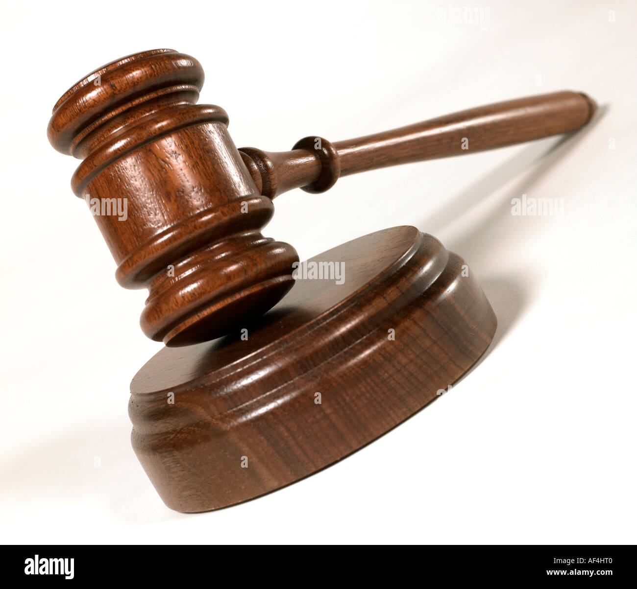 Auctioneer gavel cut out hi-res stock photography and images - Alamy