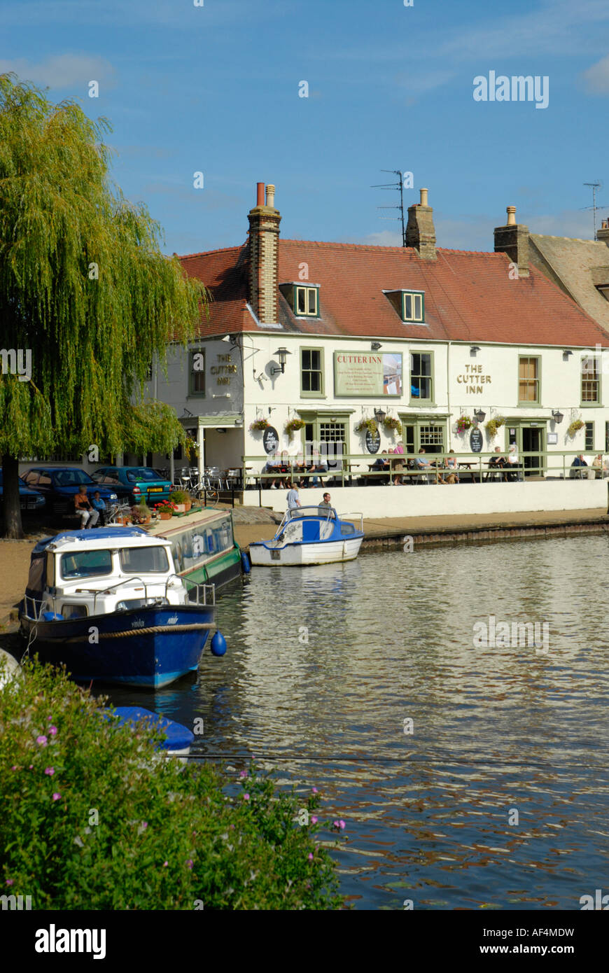 Pub pubs ely hi-res stock photography and images - Alamy