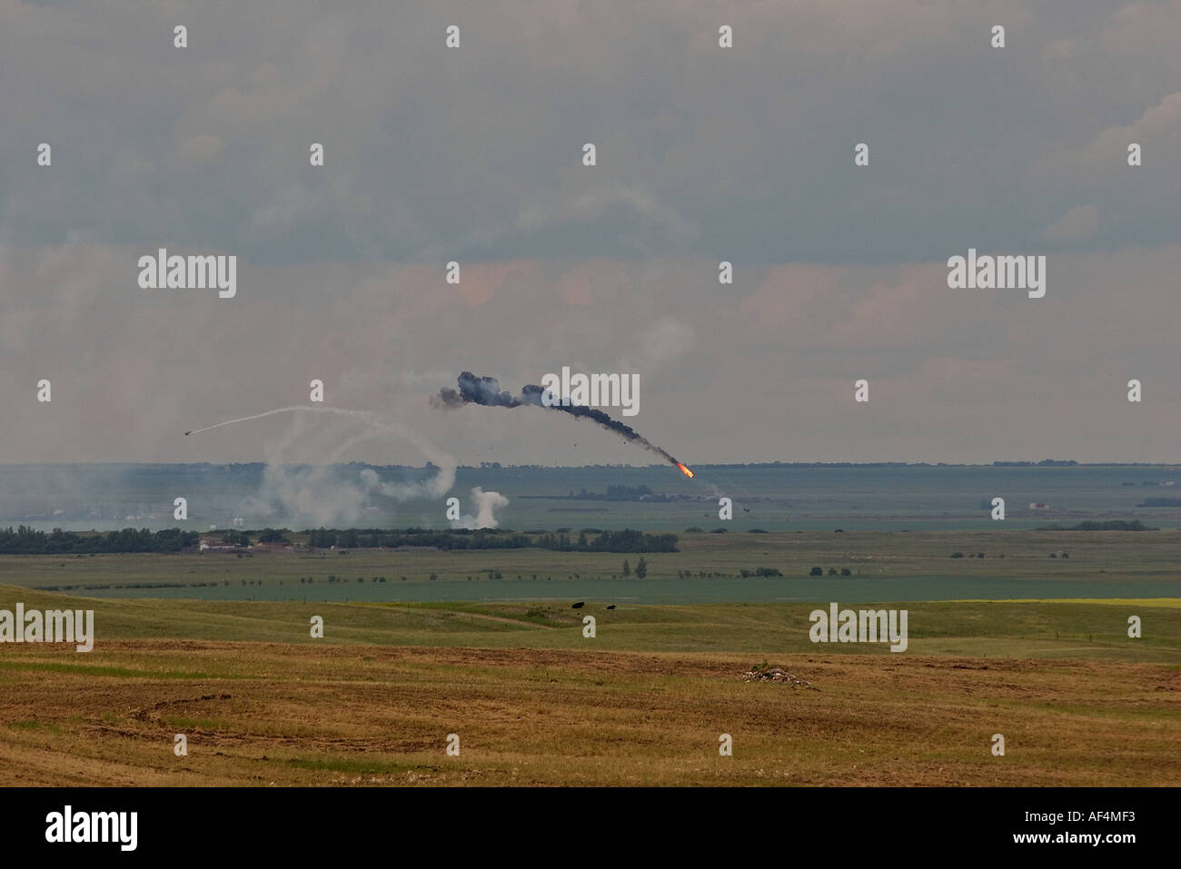 Explosion following aircraft ground 2005 hi-res stock photography and ...
