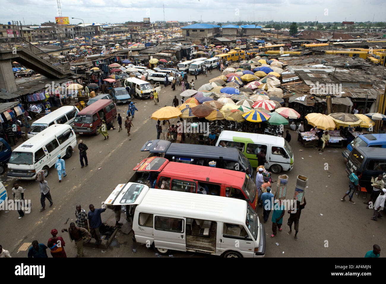 Nigeria Lagos, People at market in Oshidin district Stock Photo - Alamy