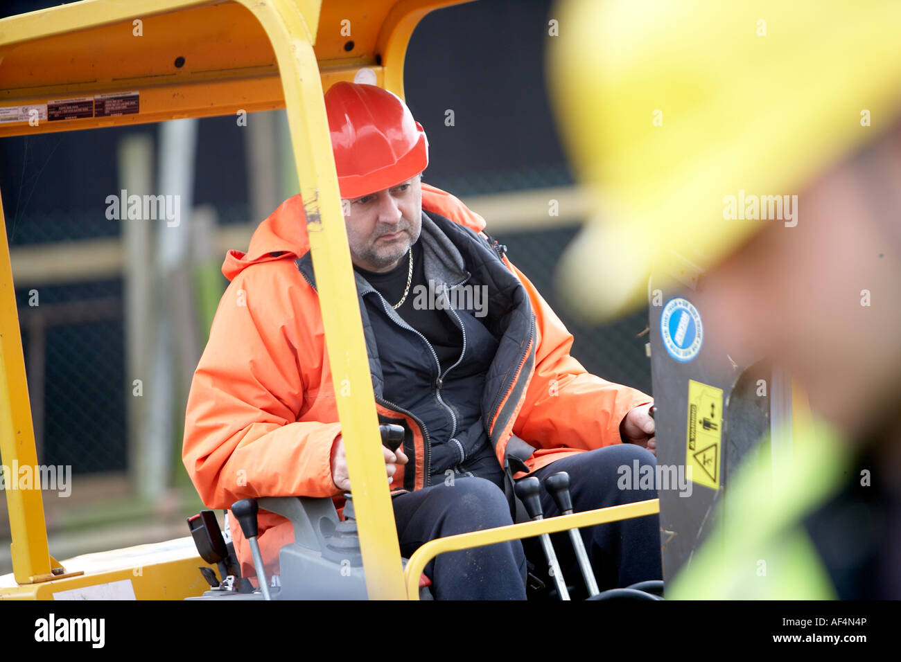 Construction workers house uk hi-res stock photography and images - Alamy