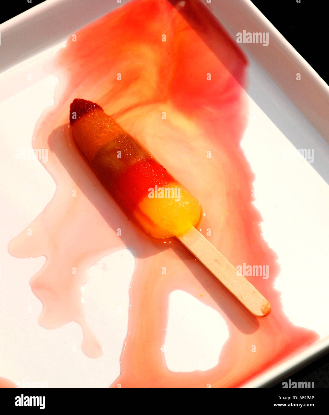 Ice lolly melting hi-res stock photography and images - Alamy