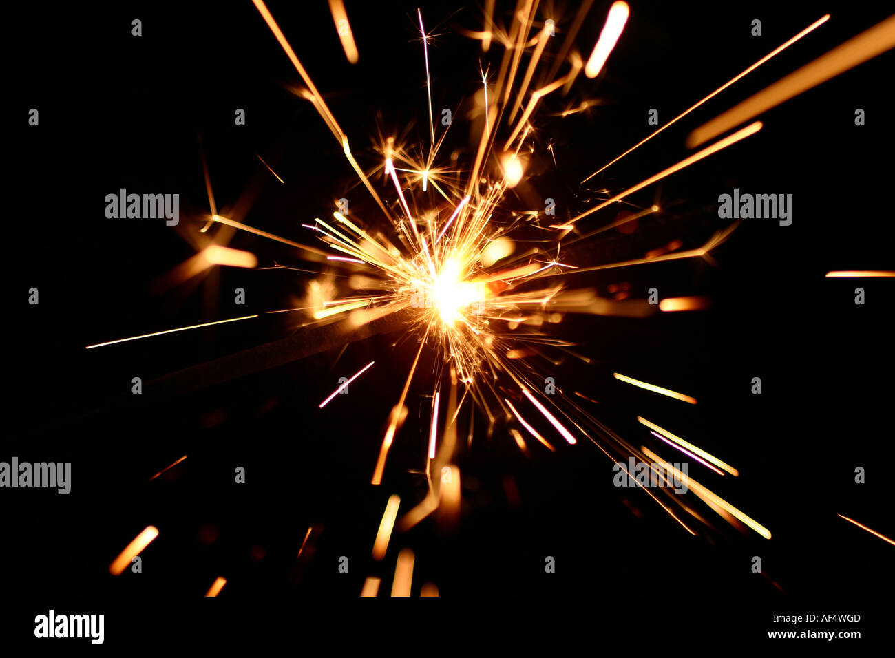Electricity sparks hi-res stock photography and images - Alamy