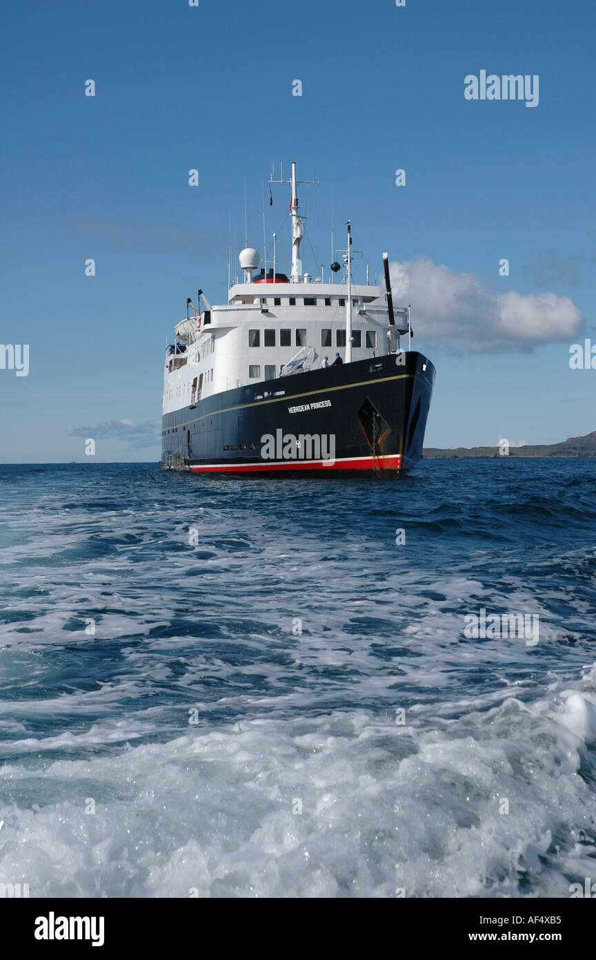 Luxury cruise ship Hebridean Princess Stock Photo - Alamy