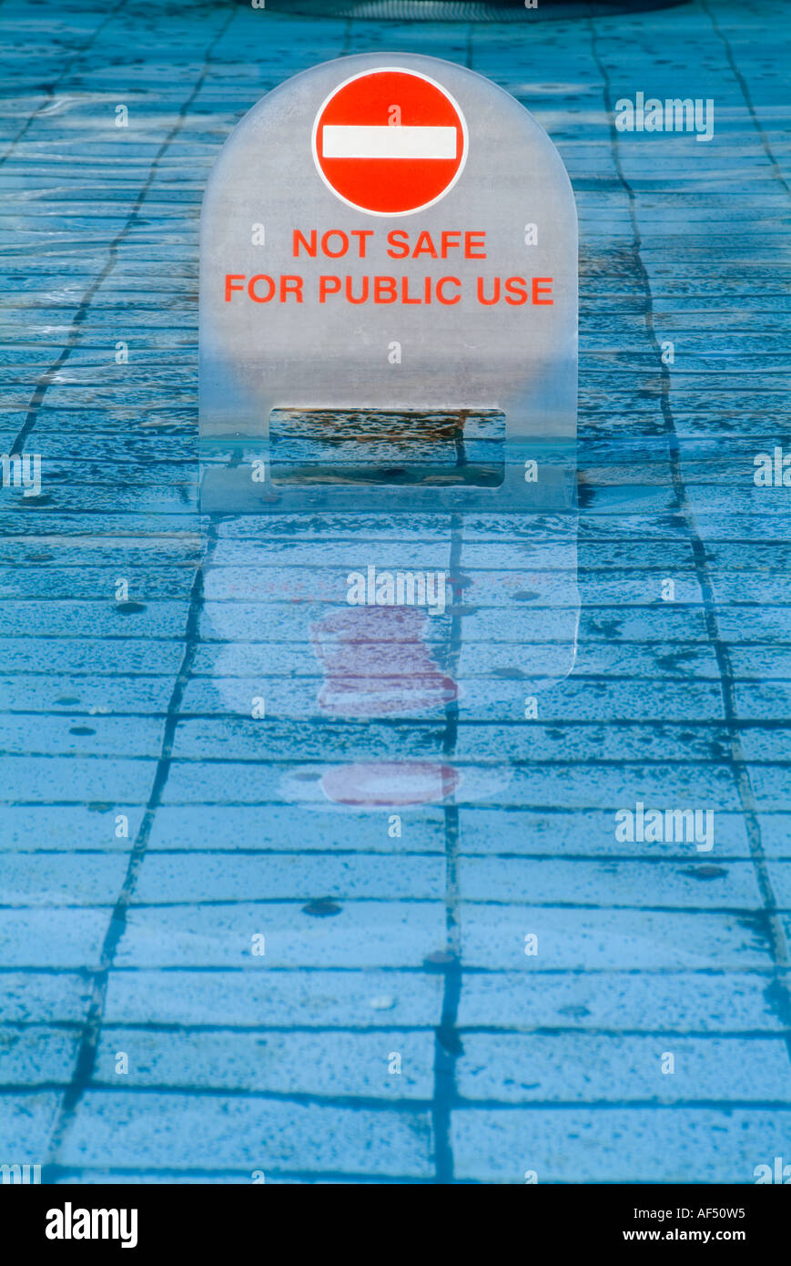 Water public warning sign hi-res stock photography and images - Alamy
