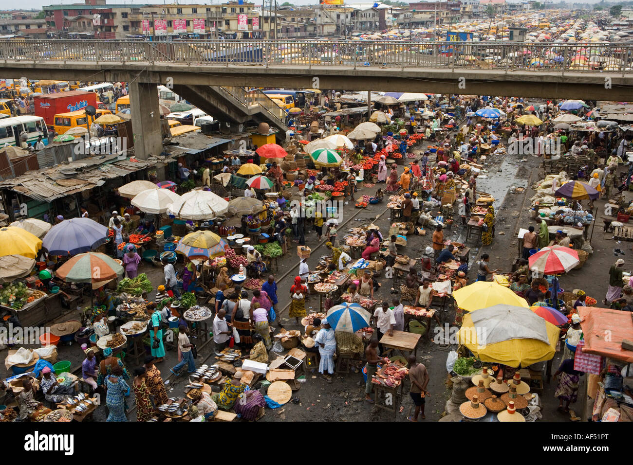Lagos nigeria crowd hi-res stock photography and images - Alamy