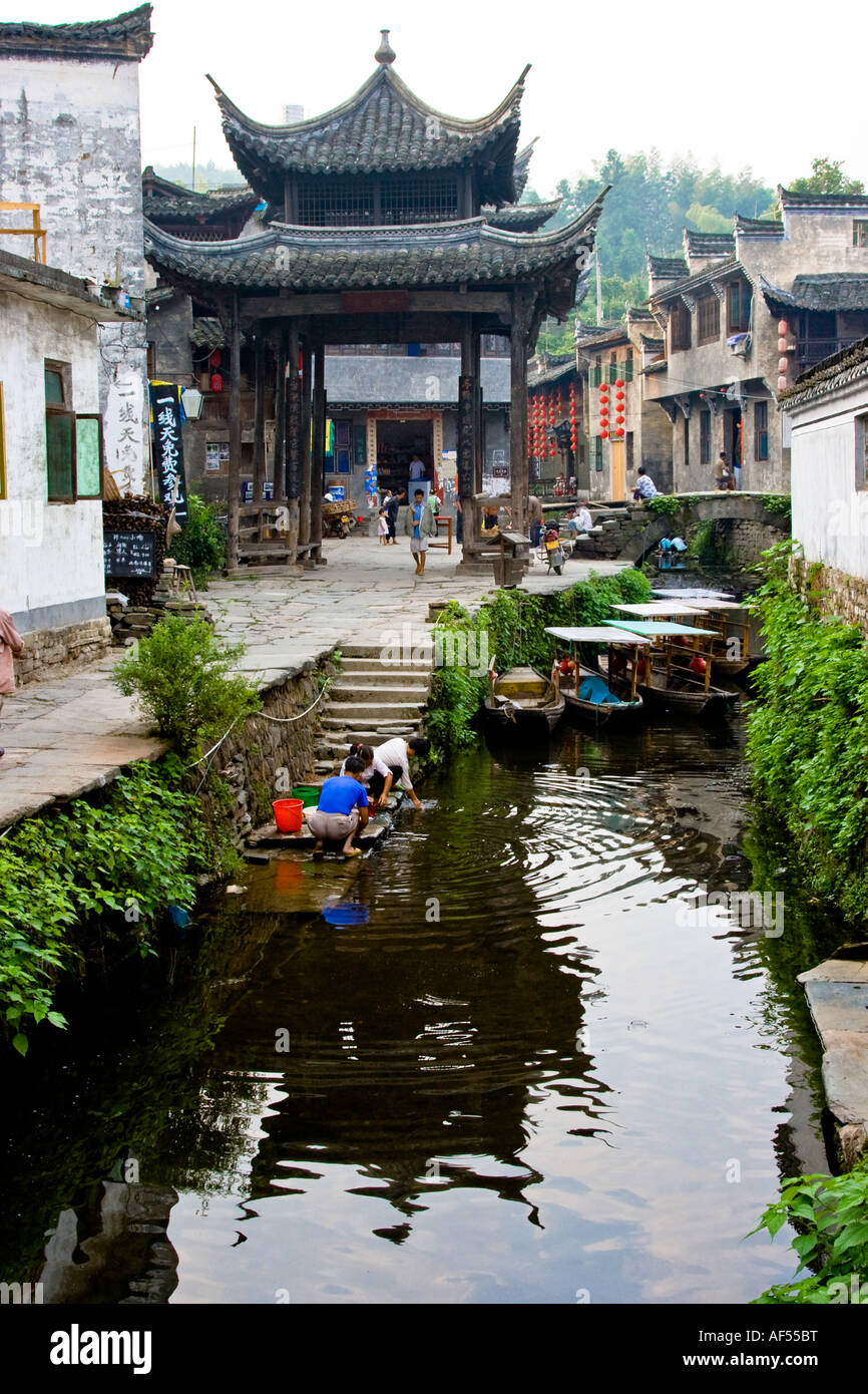 Tongji bridge hi-res stock photography and images - Alamy