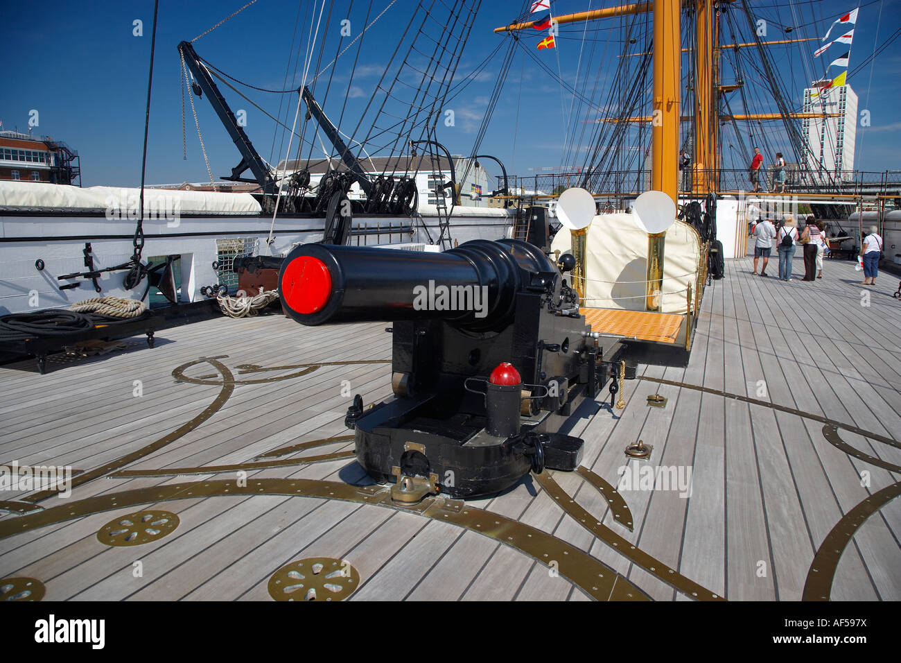Armoured warship canon ship navy hi-res stock photography and images ...