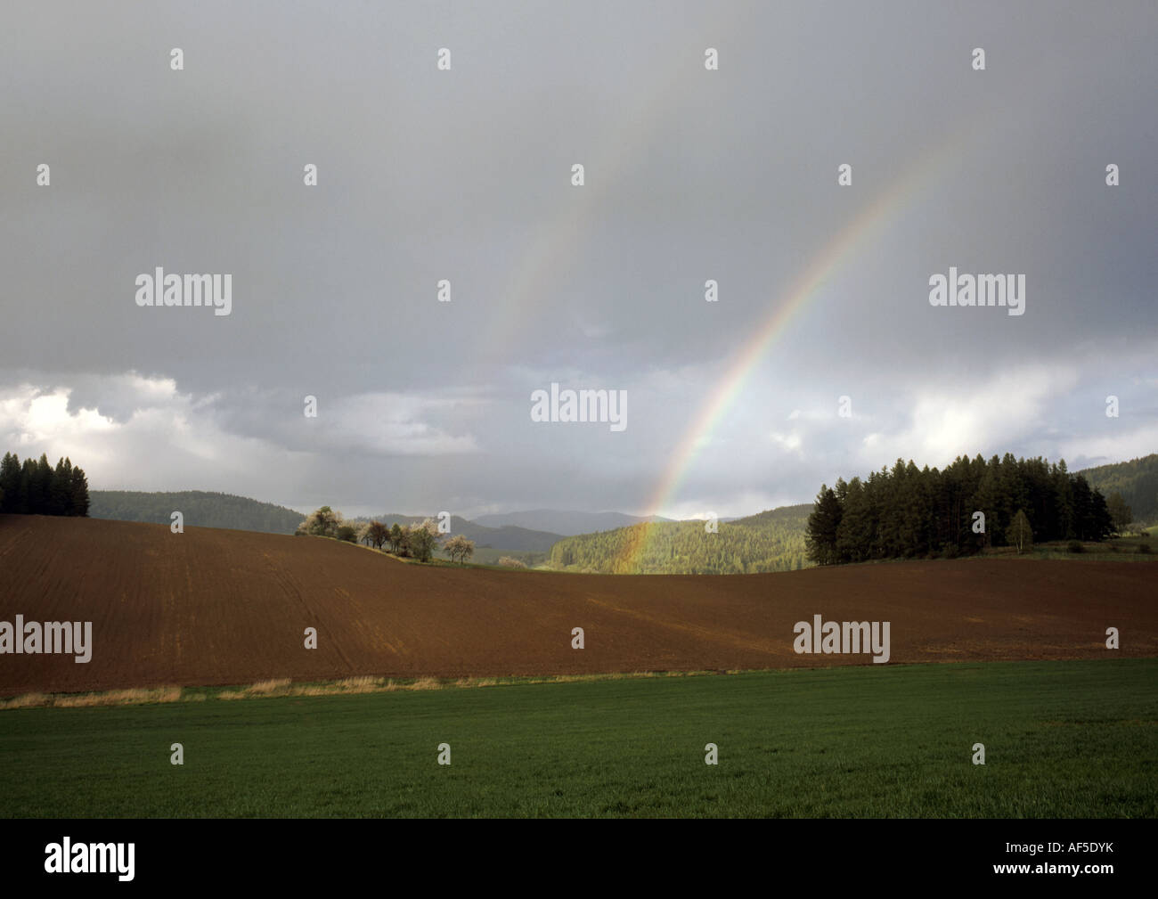 Rain shower over highland hi-res stock photography and images - Alamy