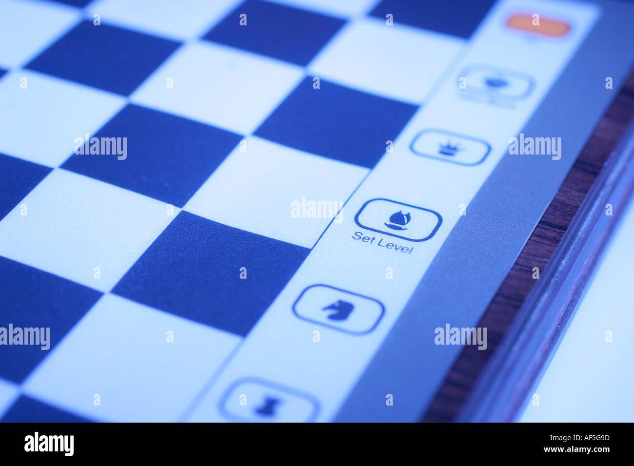 Computer chess hi-res stock photography and images - Alamy