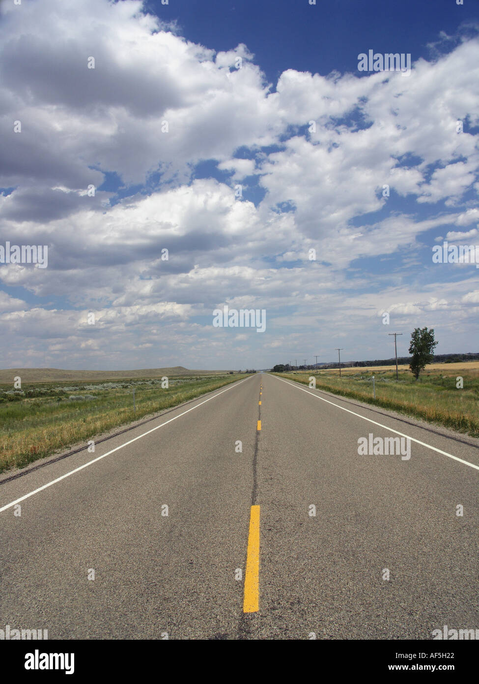 Two level road hi-res stock photography and images - Alamy