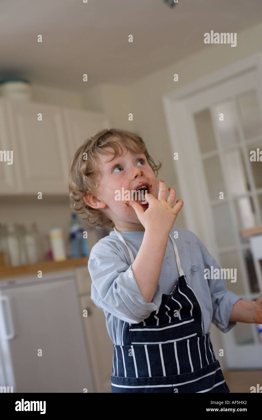 boy making cake Stock Photo - Alamy