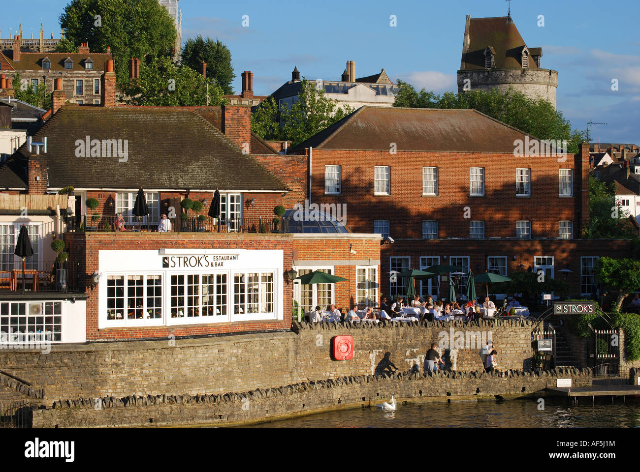 Riverside restaurant and bar, Windsor, Berkshire, England, United ...