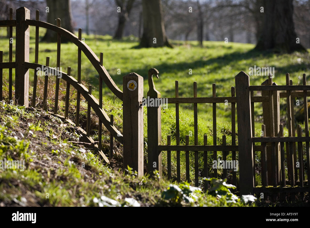 Kissing gate and swans head decorative woodwork on the Cotswold Way ...