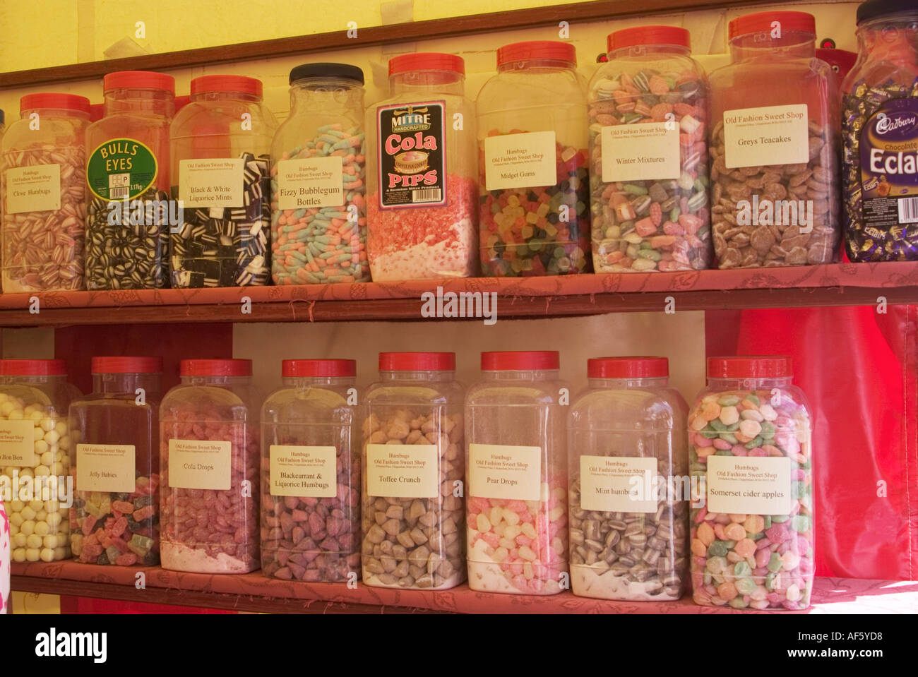 Sweets dolly mixtures hi-res stock photography and images - Alamy