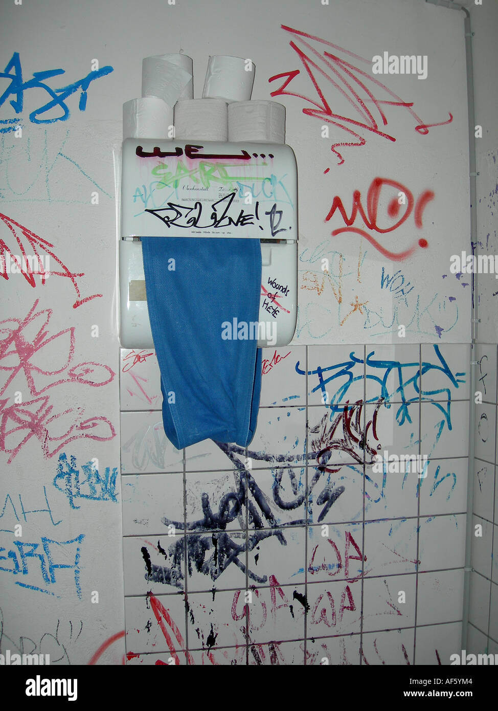 public water closet toilet wc bath room graffitti Stock Photo - Alamy