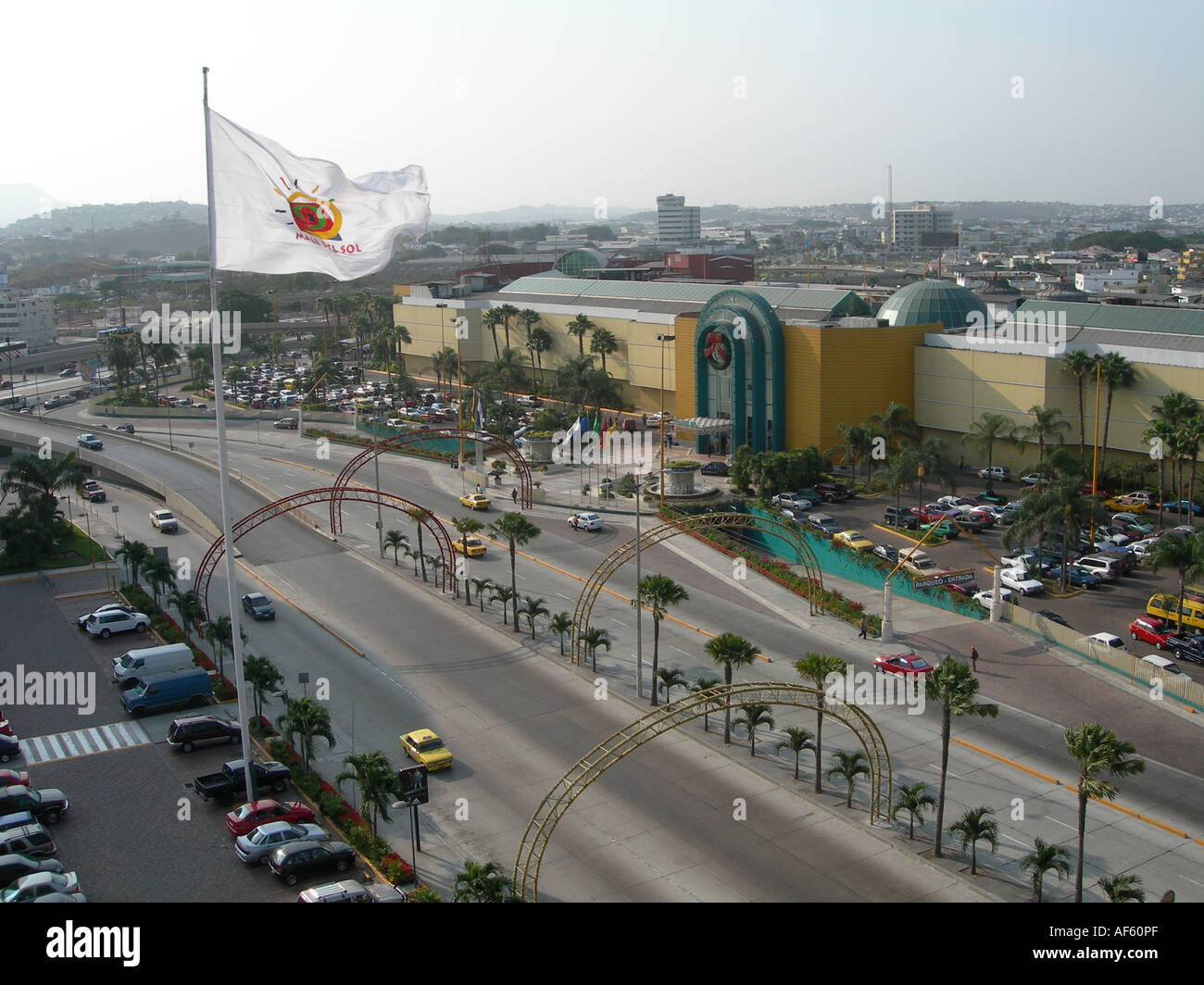 guayaquil ecuador south america modern shopping mall Stock Photo - Alamy