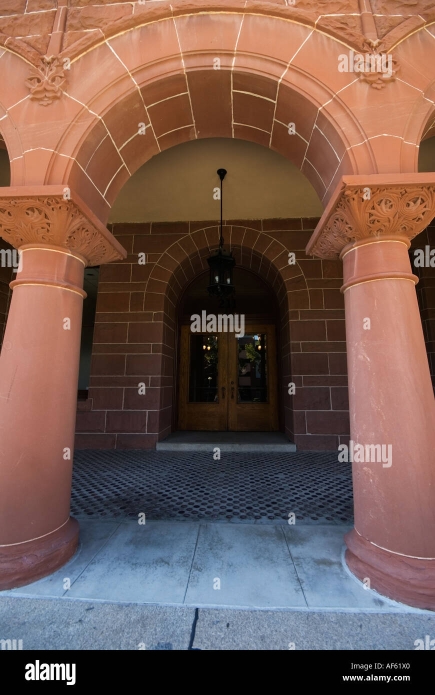 Triple arch design hi-res stock photography and images - Alamy