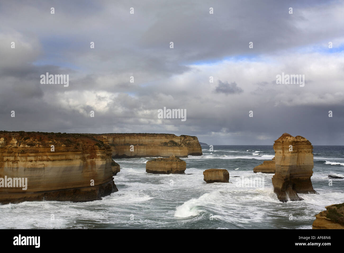 Pudding basin hi-res stock photography and images - Alamy