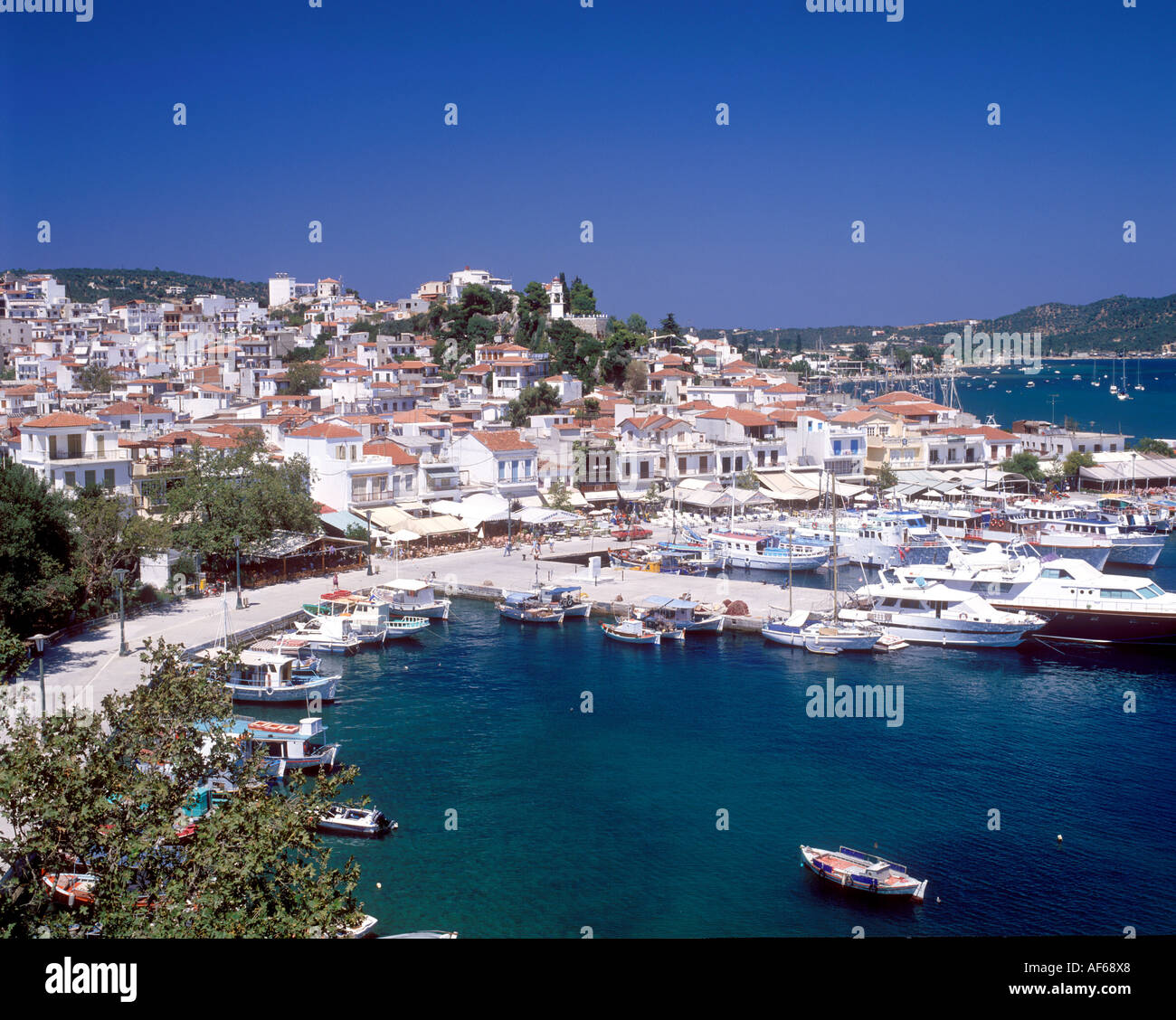 Skiathos Town, View of the picturesque town waterfront Stock Photo - Alamy