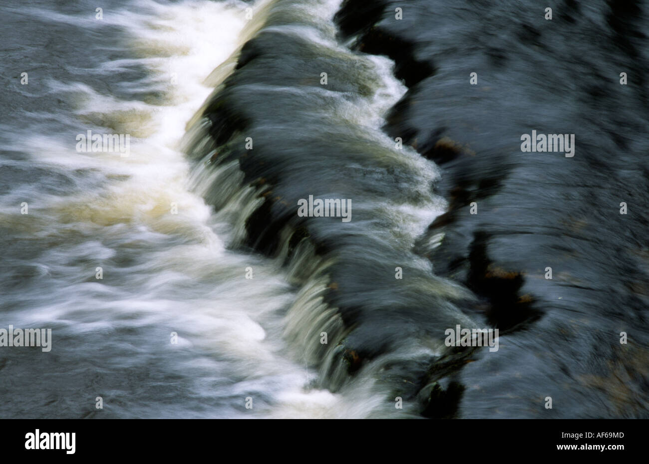 River irthing hi-res stock photography and images - Alamy