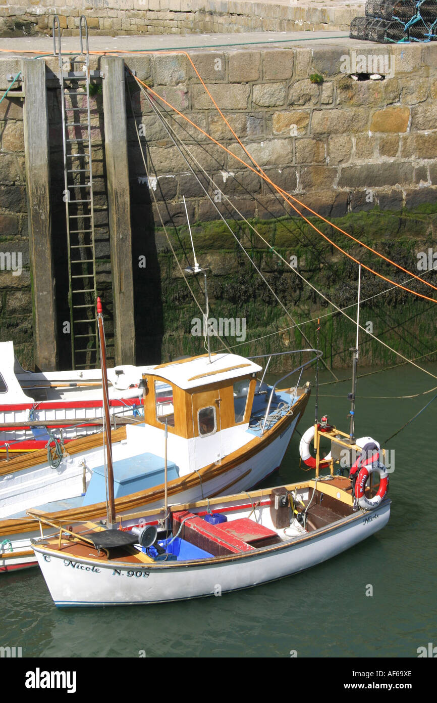 Fishing boats annalong harbour hi-res stock photography and images - Alamy