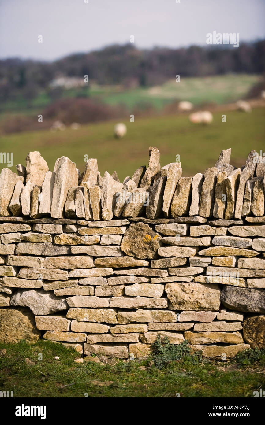 Cotswold dry stone wall, Gloucestershire UK Stock Photo - Alamy