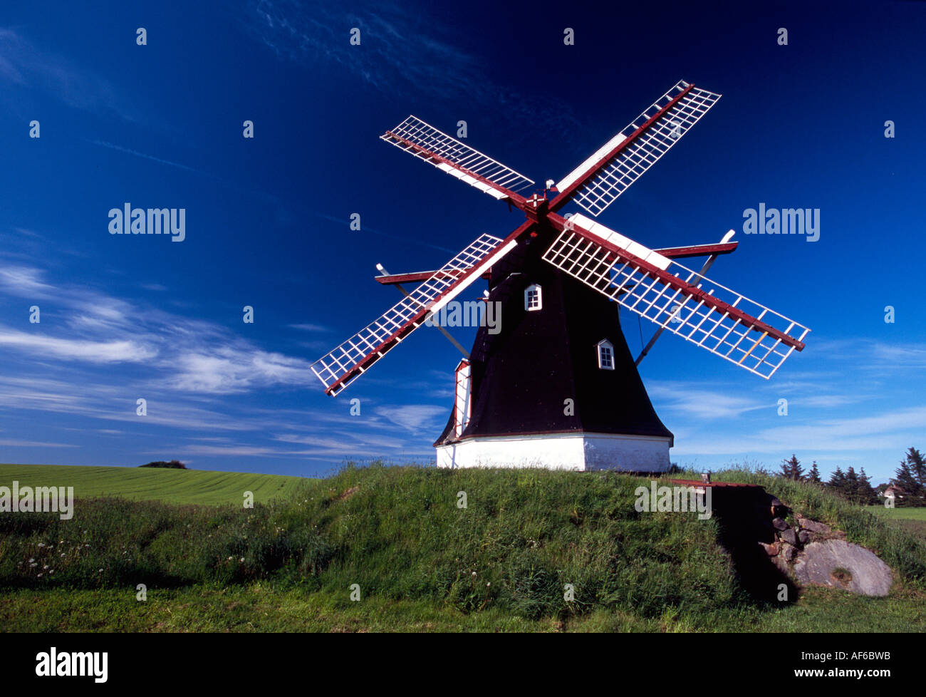 Classic mill hi-res stock photography and images - Alamy