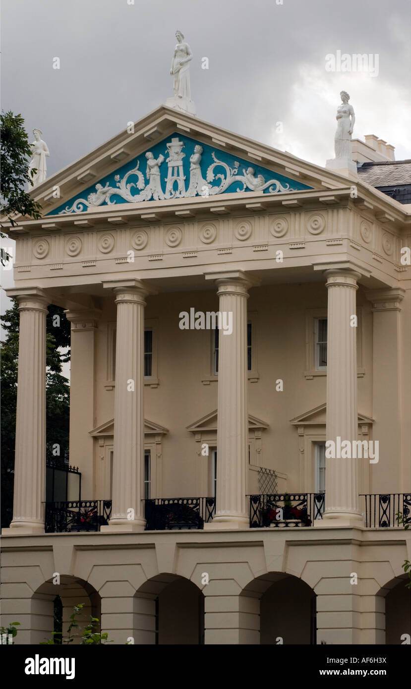 Built 1822 hi-res stock photography and images - Alamy