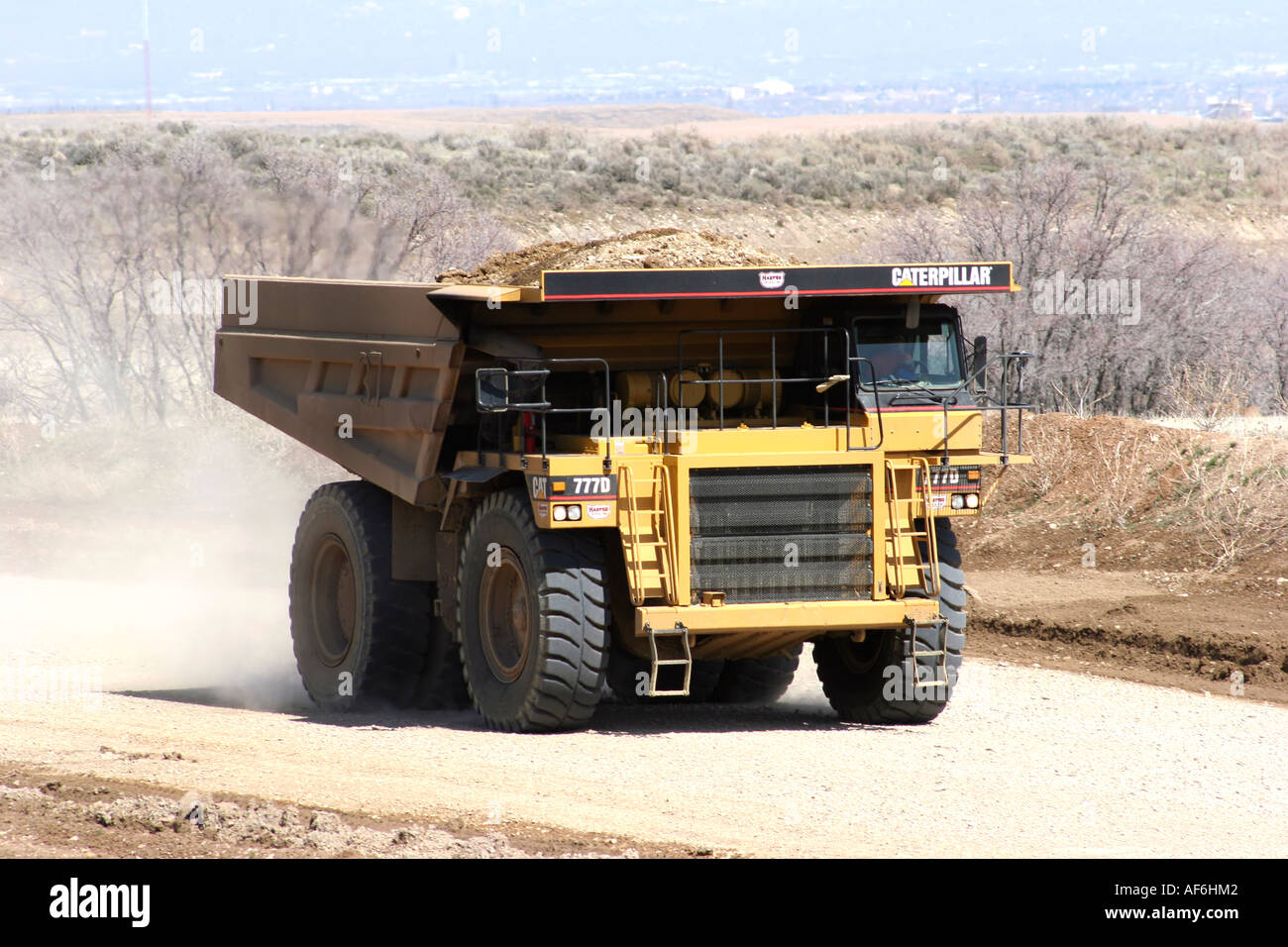 Gold silver truck transportation hi-res stock photography and images ...