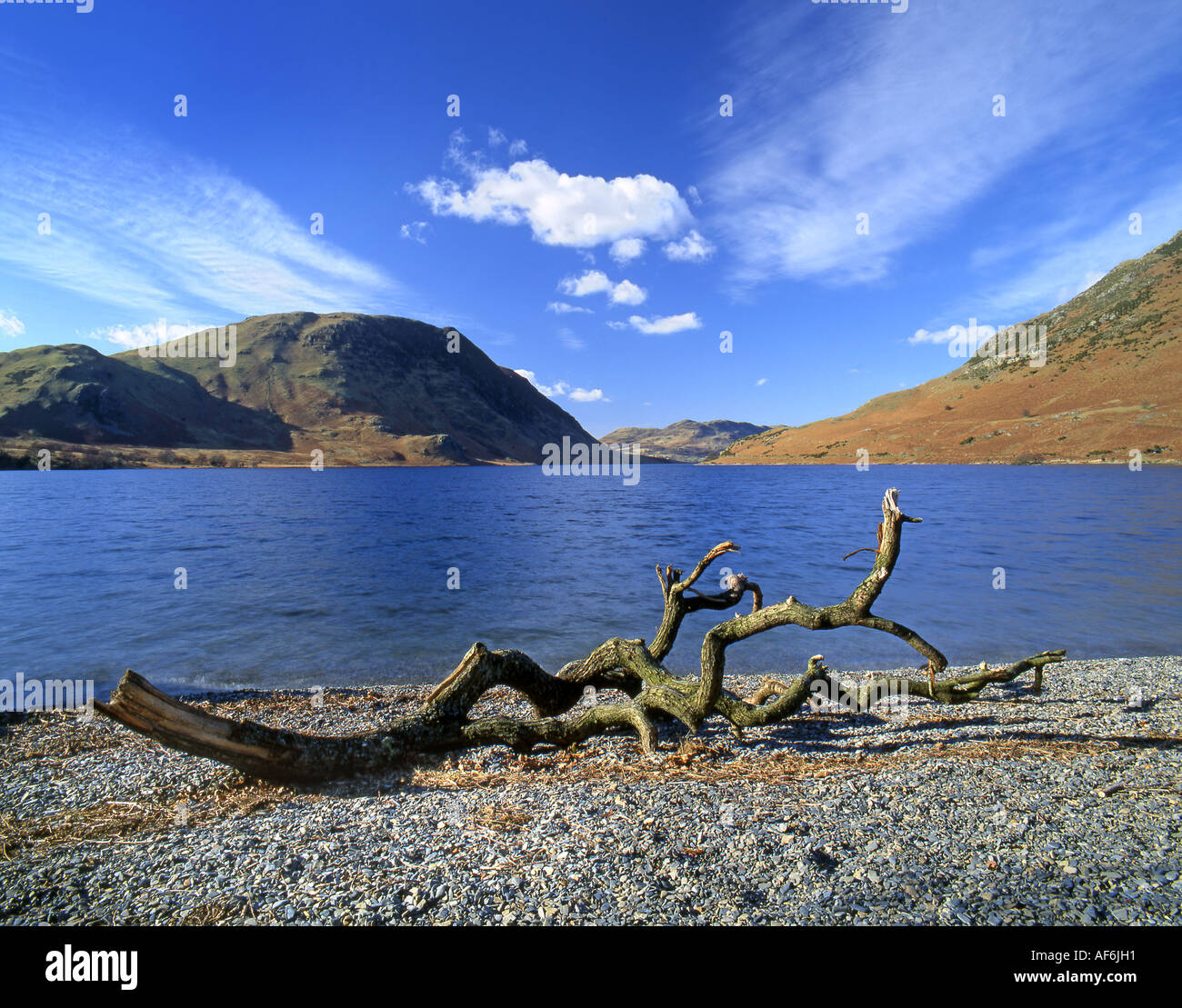 Crummock water hi-res stock photography and images - Alamy