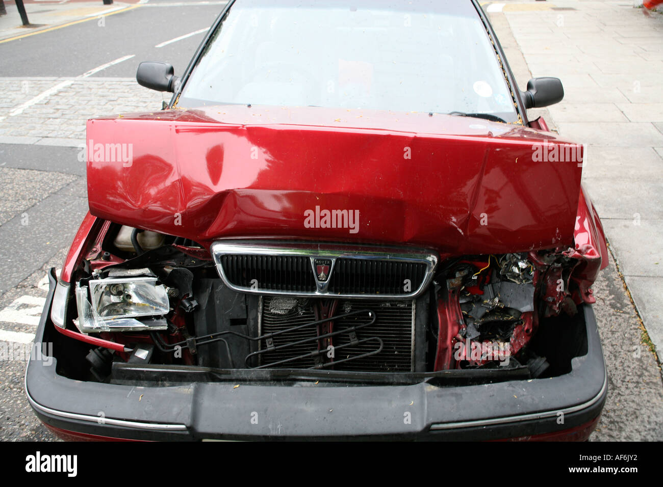 Crashed car hi-res stock photography and images - Alamy