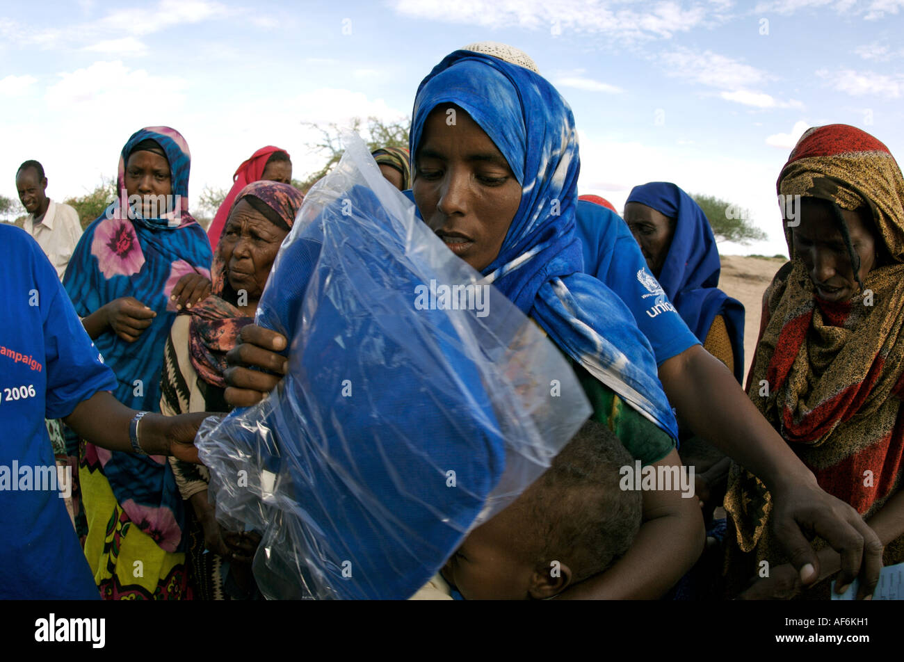 Nomadic Somali tribes having Rotary International polio immunization in ...