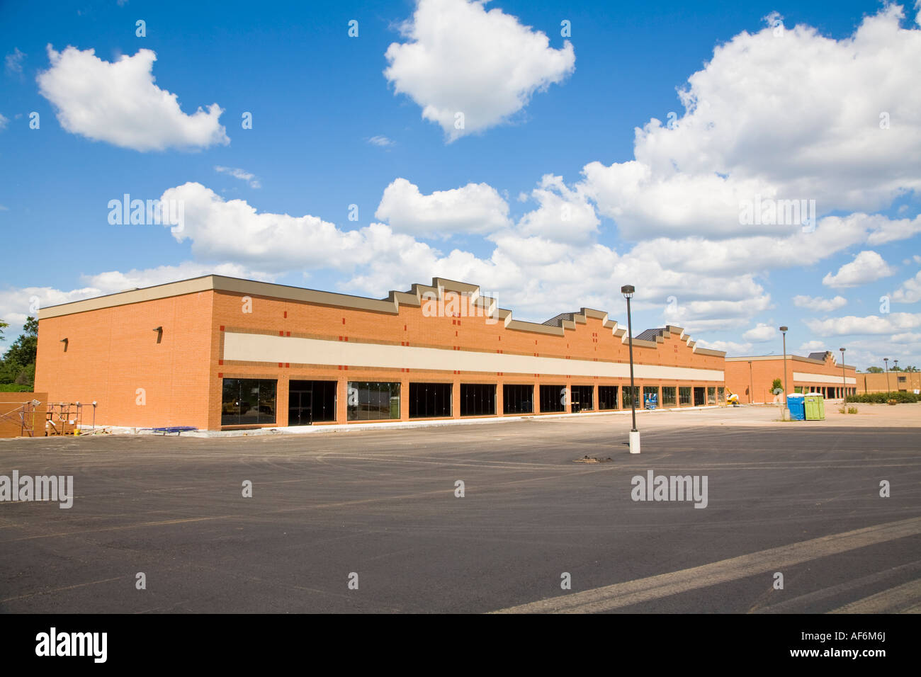 New Shopping Mall under Construction Stock Photo - Alamy