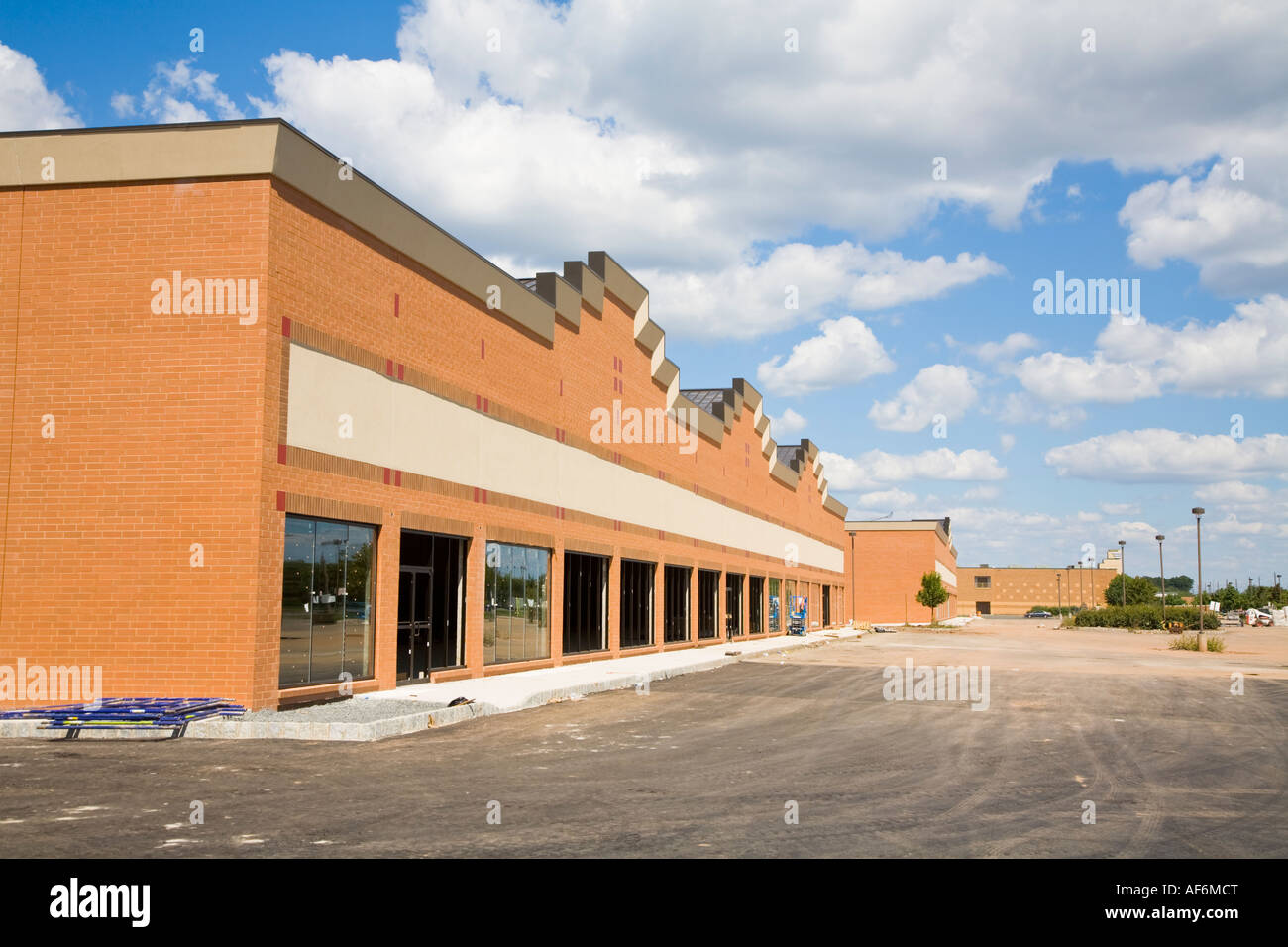 New parking lot construction hi-res stock photography and images - Alamy