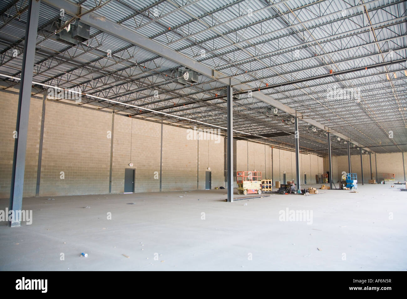 New Shopping Mall under Construction Stock Photo - Alamy
