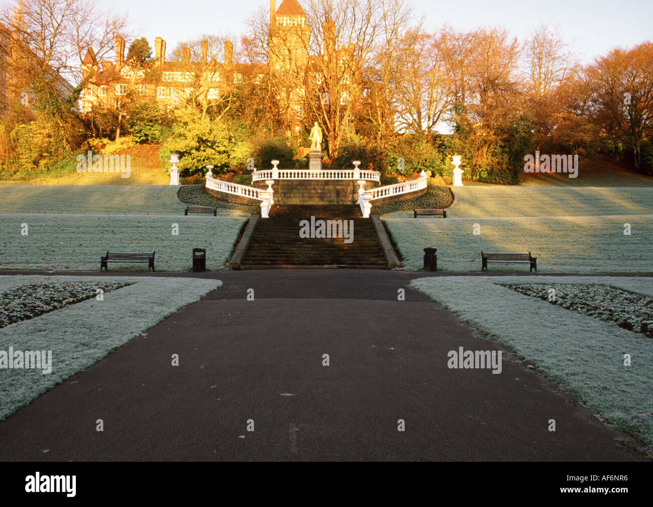 Avenham park hi-res stock photography and images - Alamy