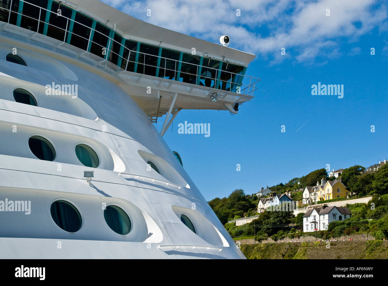 The massive bridge on a cruise liner Stock Photo - Alamy