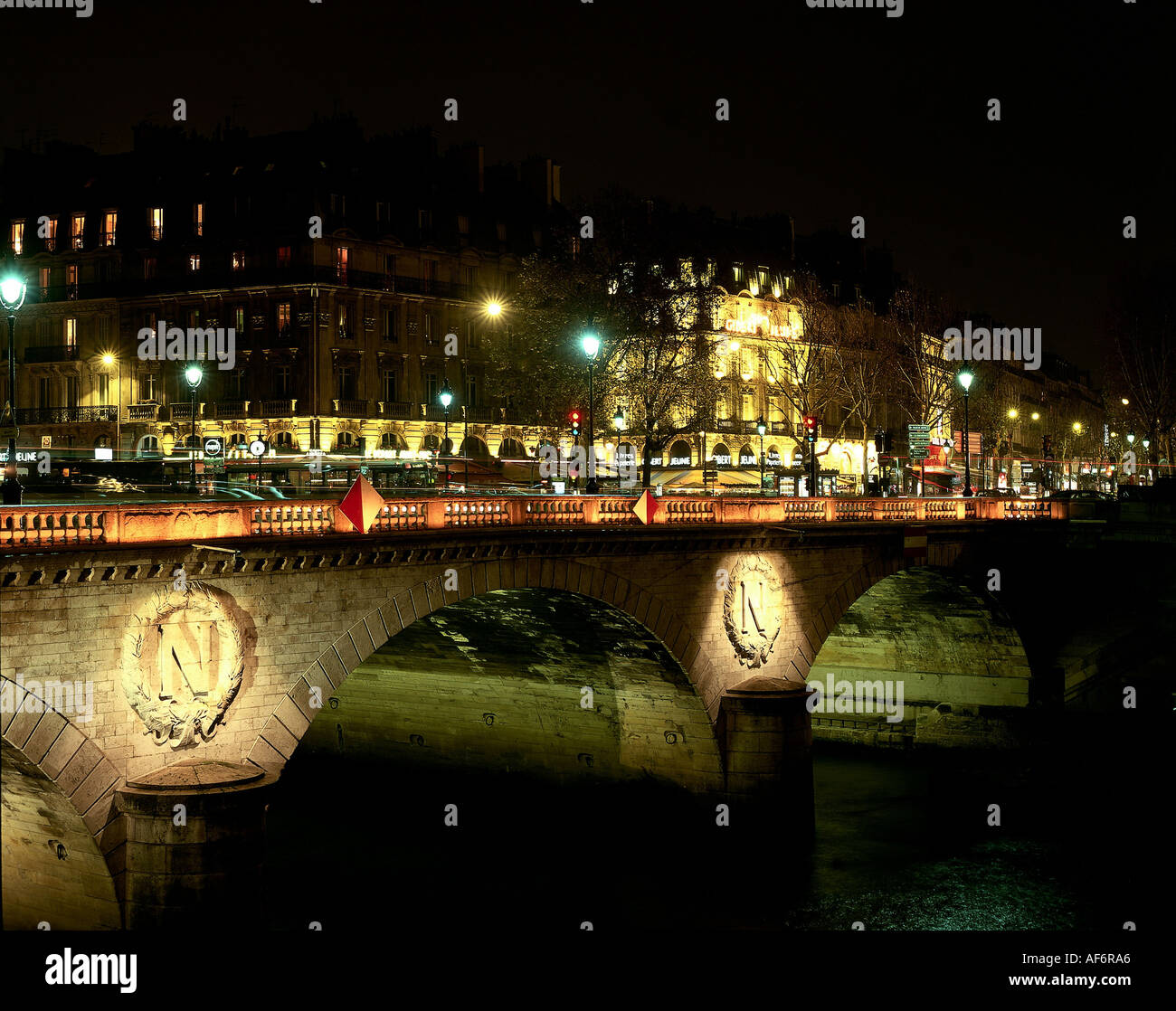 geography / travel, France, Paris, Quai de Conti, bridge over Seine ...