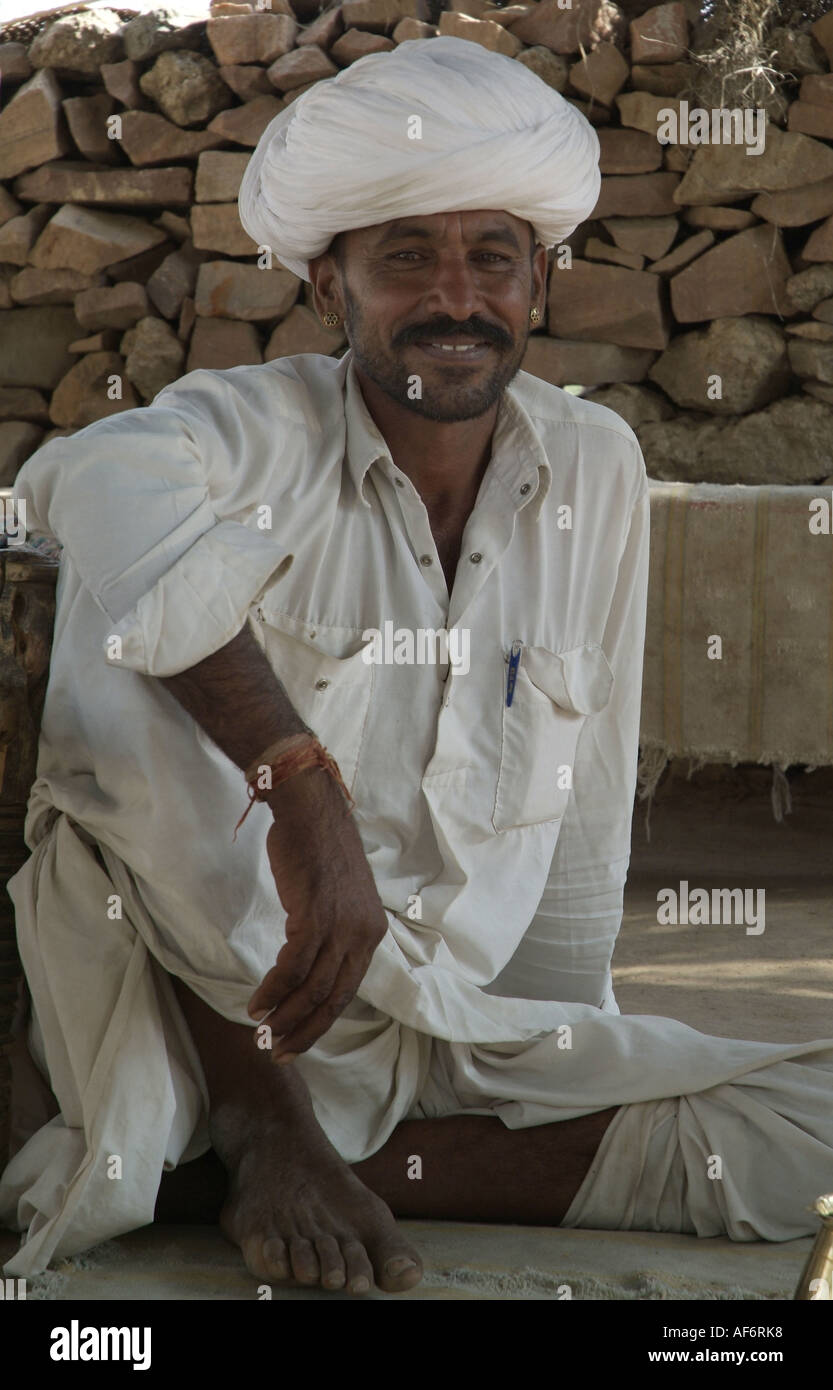 Bishnois hi-res stock photography and images - Alamy